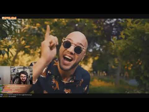 Kendine Müzisyen   Ben Fero   Demet Akalın Klip İzliyor