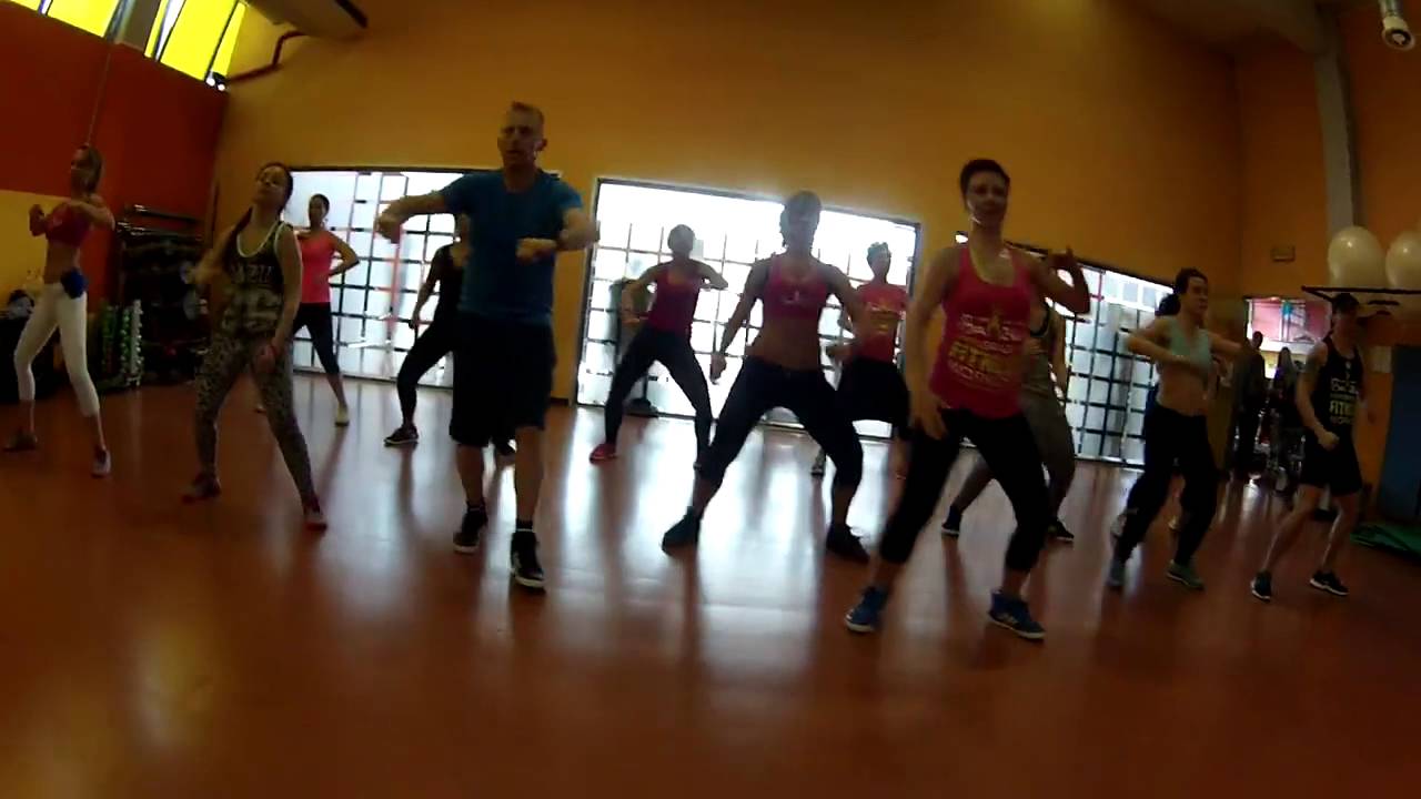 SAMBA BATUCADA - BRAZUCA FITNESS ® - YouTube