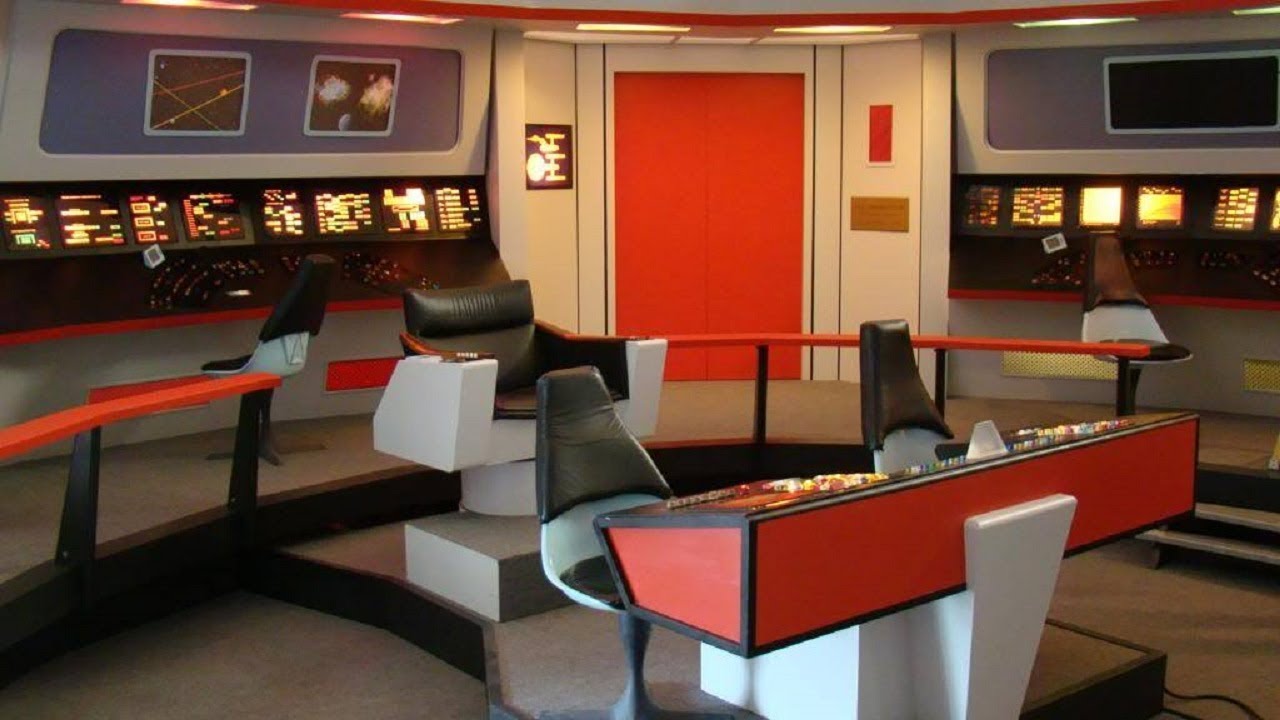 What Happens to the Sets from Star Trek Continues? with Vic Mignogna ...