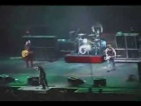 Green Day - Minority [Live @ POP Disaster Tour 2002] - YouTube