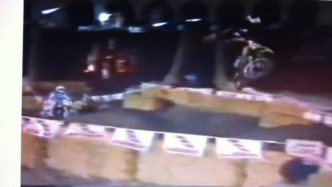million views supercross crash jason upshaw - YouTube