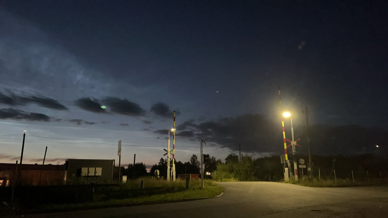 Random Railroad crossing Live 26 (Friday night Railfanning) - YouTube