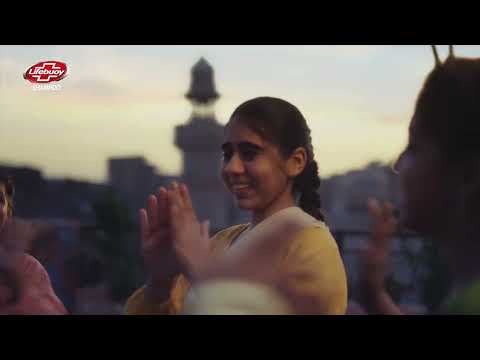 Cham Cham Kitabain Leke Nikle Hum - Beti Parhao