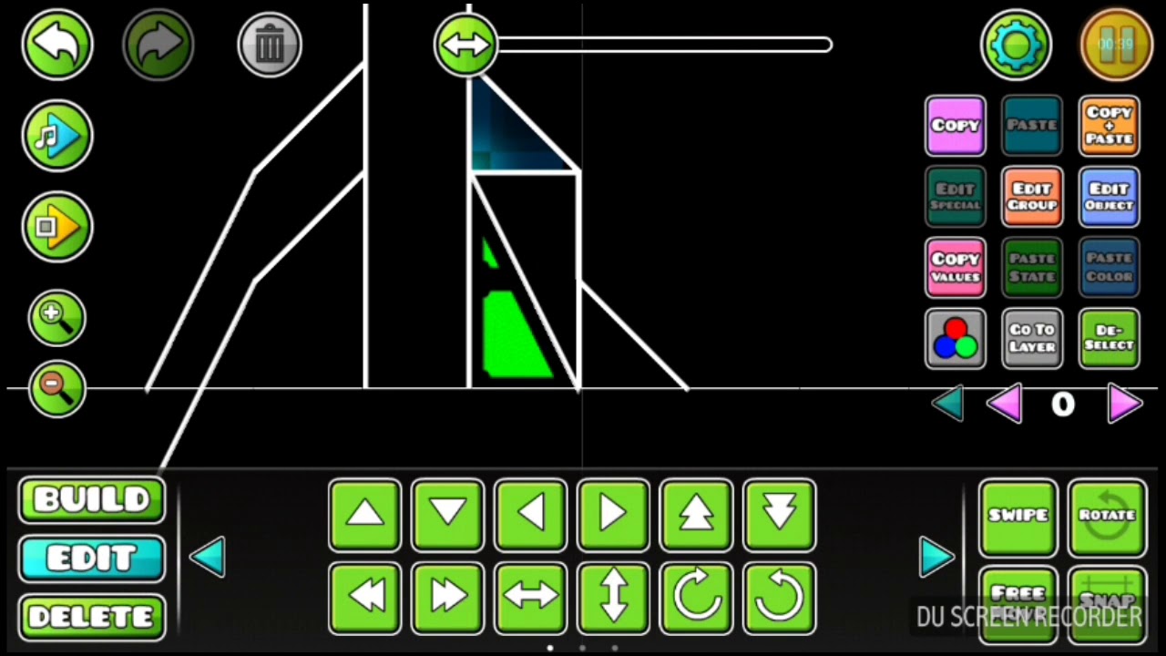 Geometry dash speed build (my first core block deco!) - YouTube