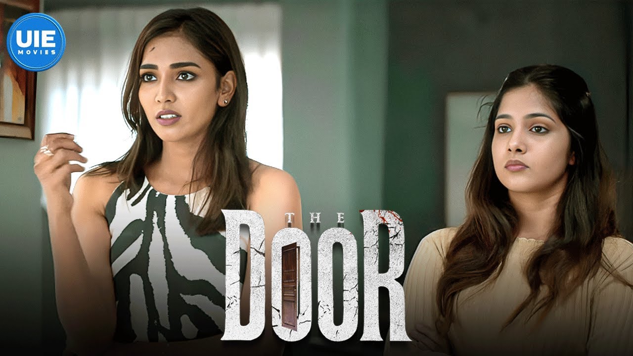 The Door Movie Scenes | Bhavana & friends: On a spirit hunt! | Bhavana ...