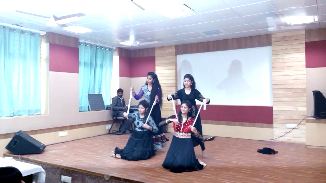 Group Dance Performance...DANCE FUSION - YouTube