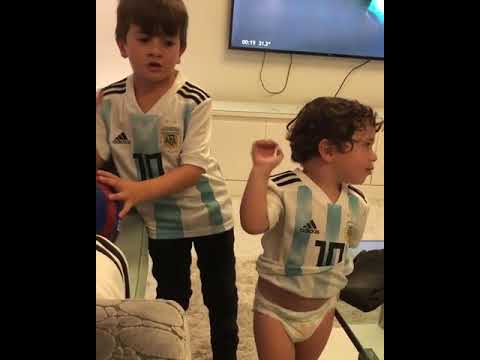 Funny Thiago Messi and Mateo Messi dancing😂