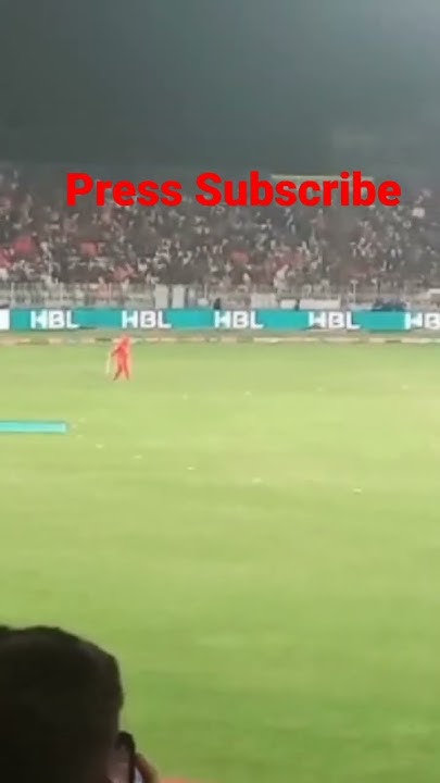 PSL #ISLAMABAD VS QUETTA #Azam khan #enter the ground #big man #viral#HBL #top - YouTube