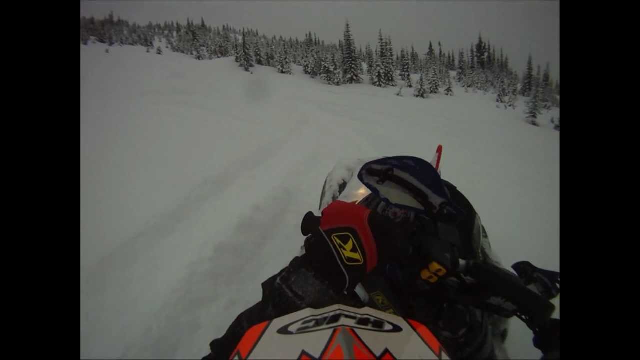 Ski Doo Summit powder - YouTube