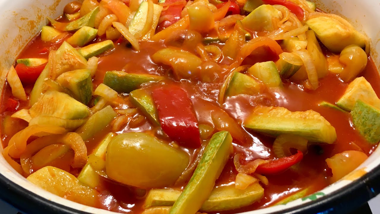 The most appetizing, aromatic, beautiful and delicious! Zucchini lecho ...
