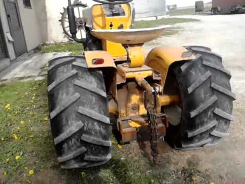 V-twin cub cadet - YouTube