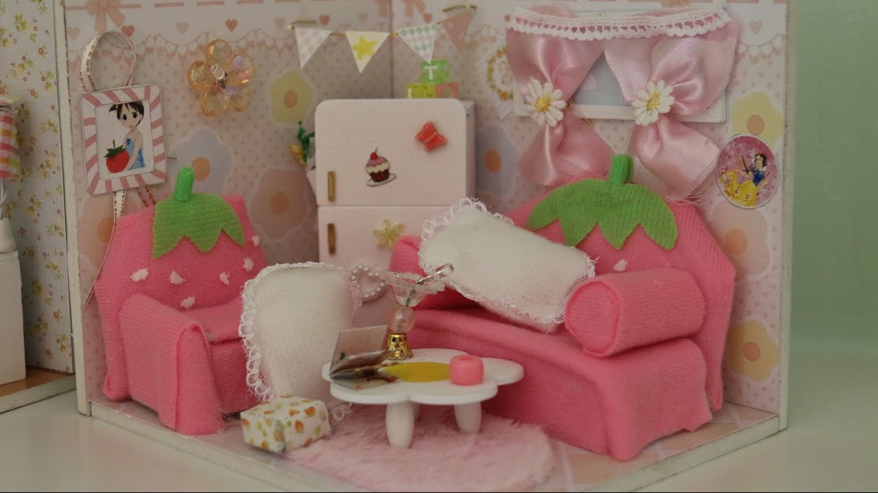 DIY Miniature Dollhouse Strawberry Living Room (Working Dollhouse ...