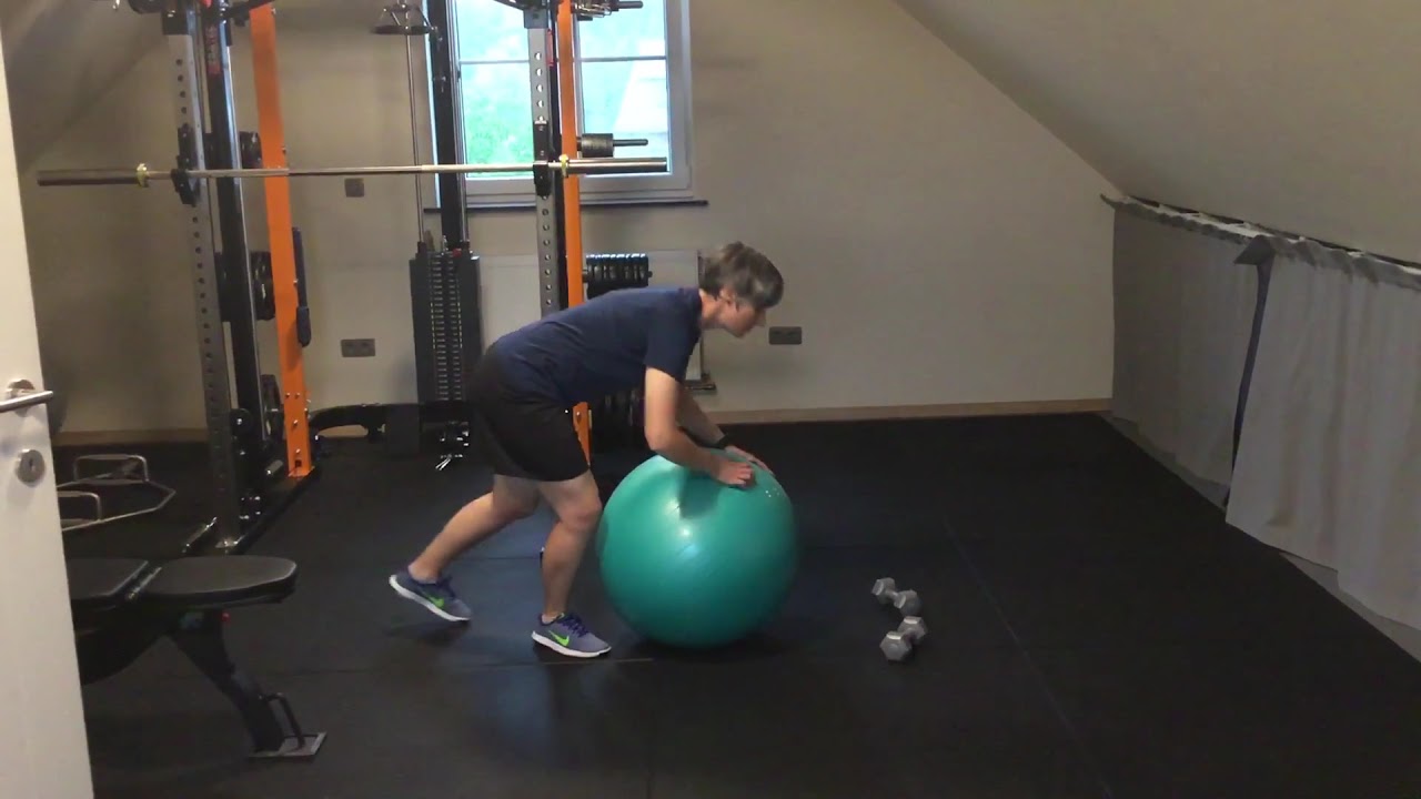 Stability ball dumbell row - YouTube
