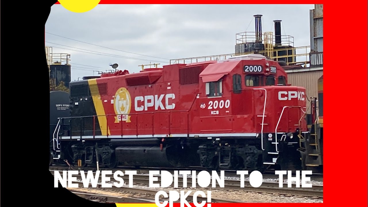 CPKC 2000 trails on a EPIC CPKC Lashup + SOO Line 4448 @ Mannheim - YouTube