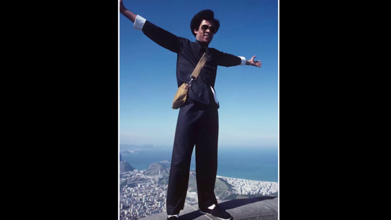 Bobby Farrell – A King Of Dancing [Extended Club Mix] 1985 - YouTube