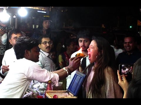 Indian Girl trying Fire Paan for first time | Fire Paan in India