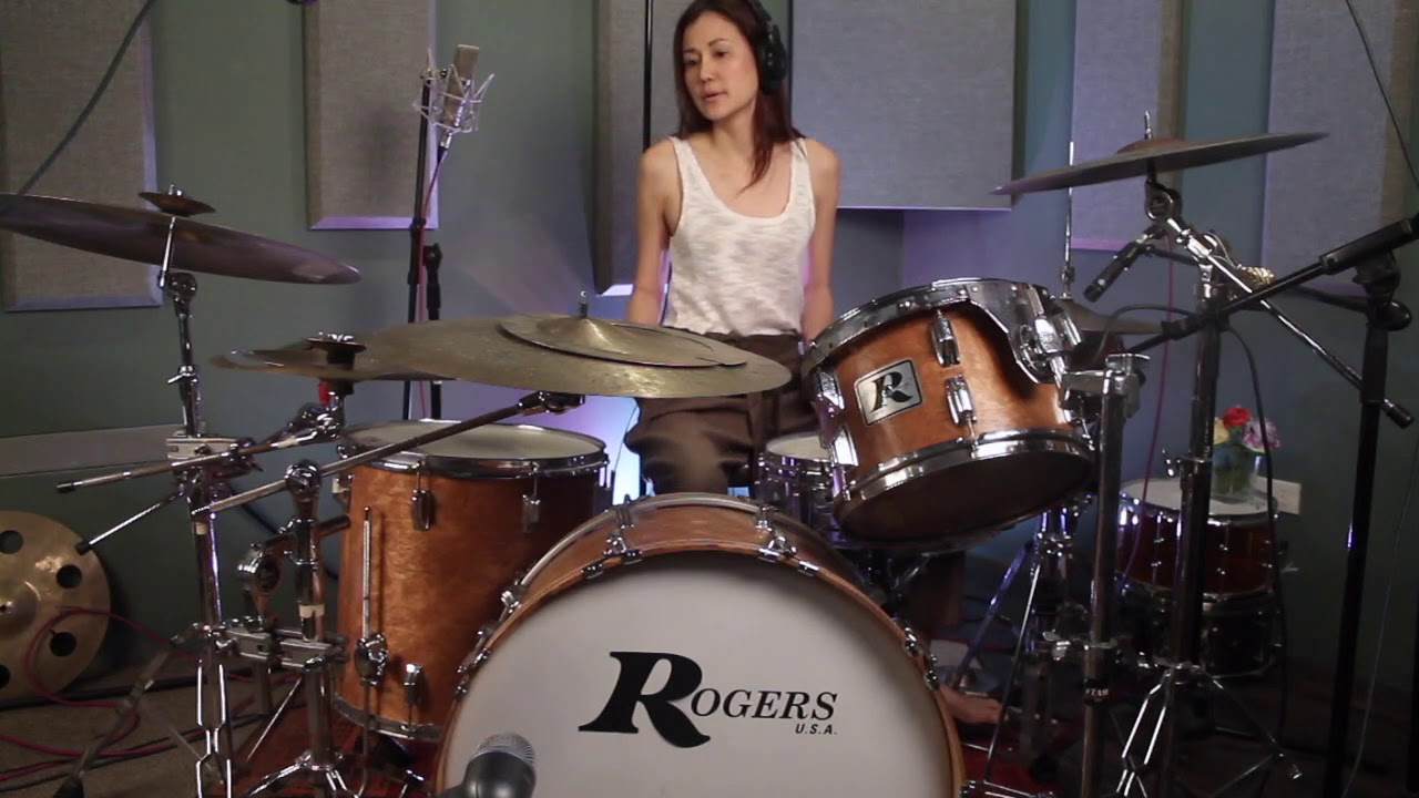 Bea Lao- BREATHE by the Prodigy - YouTube