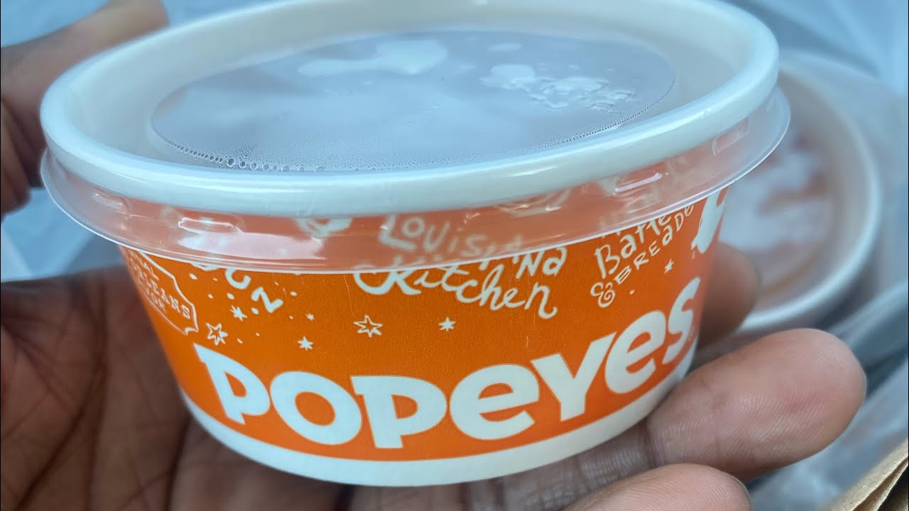 Popeyes Strawberry Biscuit Review w/ El Snacko - YouTube