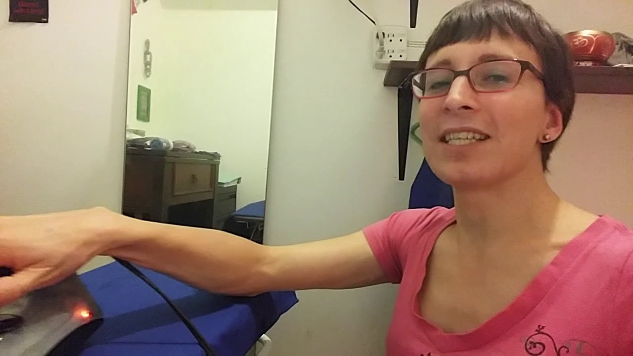 Song-a-day 130 - Ironing my scrubs - YouTube