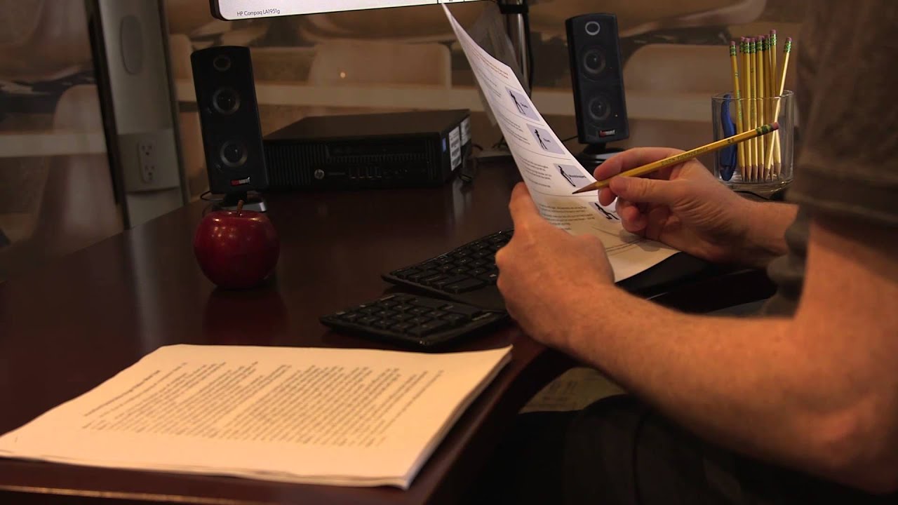 Basic Workplace Ergonomics - YouTube