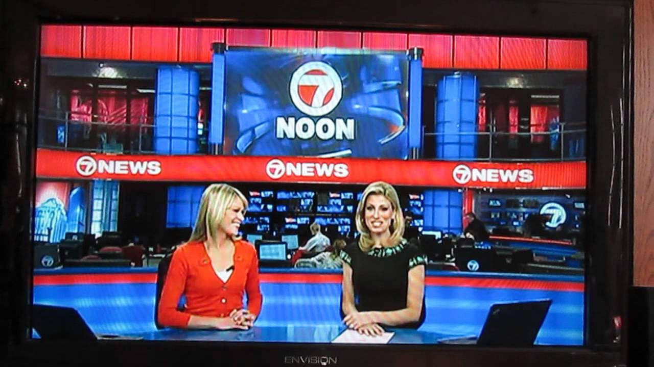 7 News (WHDH-TV) - December 13, 2013 Noontime Close - YouTube