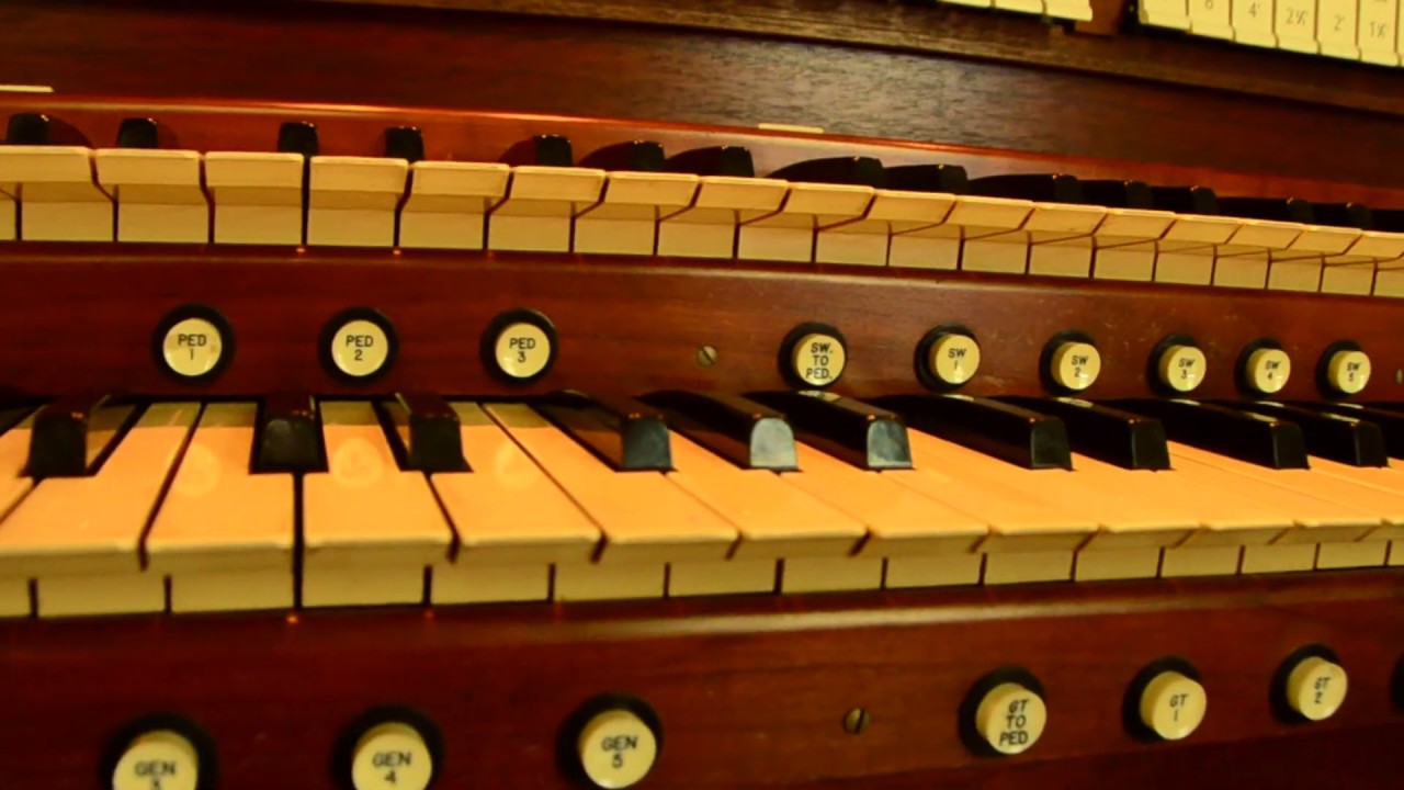 Widor's Organ Toccata - YouTube