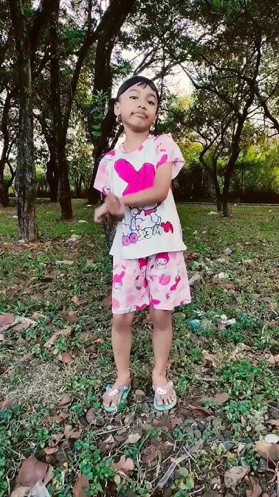 kiss cis cis dance #shorts #viral - YouTube