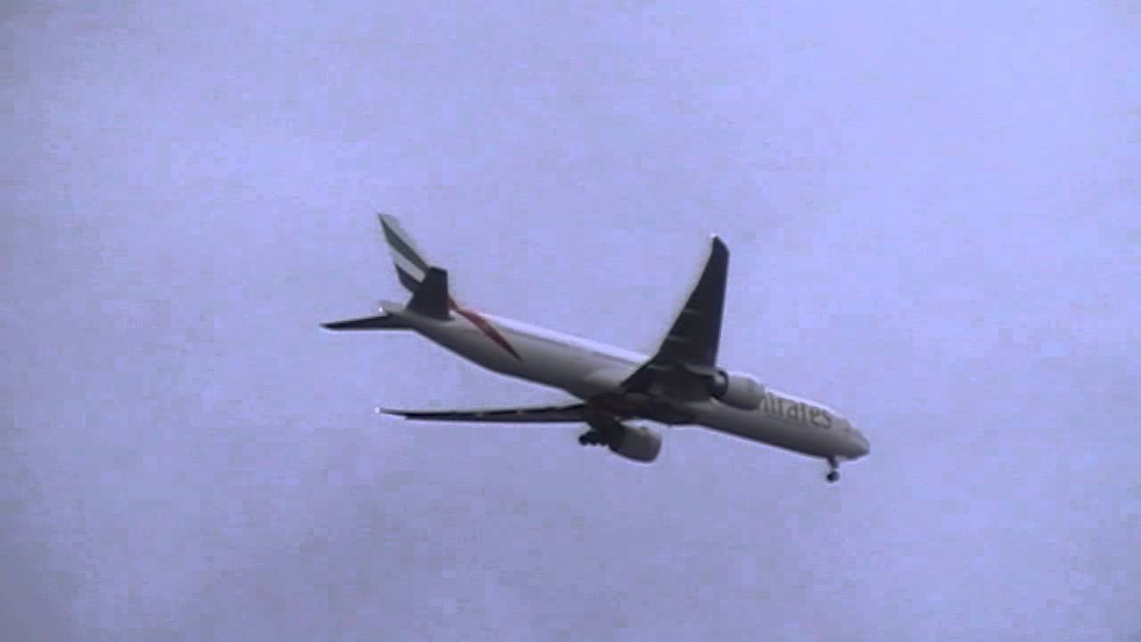 Emirates 777-300 A6-EBE On EK19 Flying Over Stockport Heading To ...