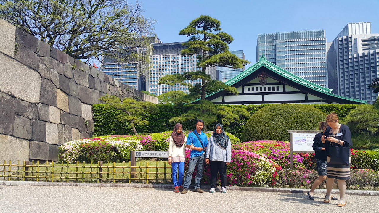 09 Edo Castle Ruin, Tokyo 19 April 2016 - YouTube