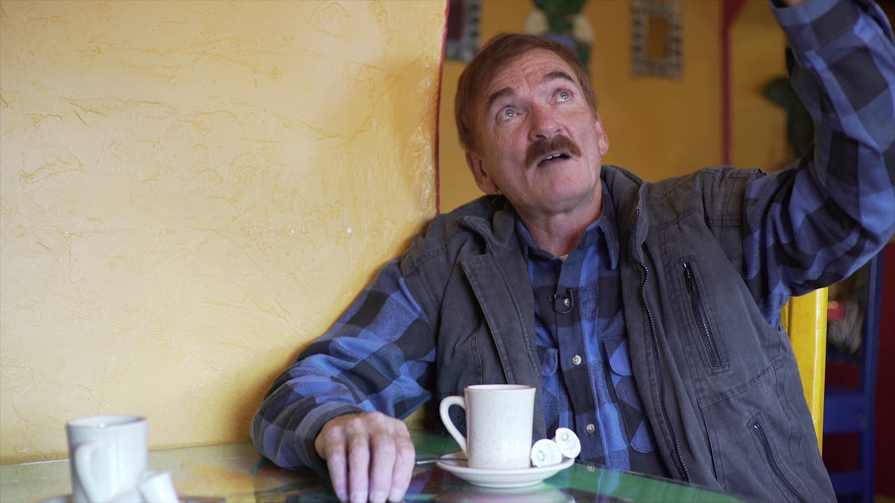 Jonathan Legg meets Travis Walton, the world's most famous UFO abductee ...