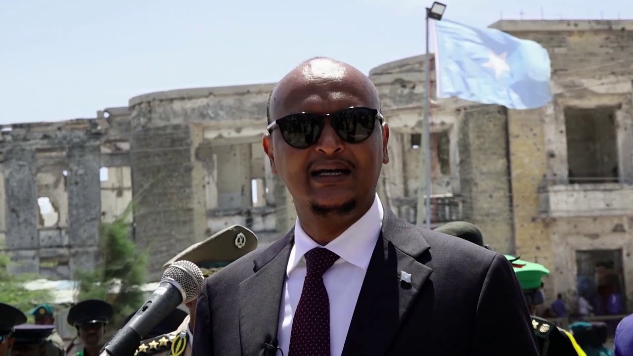 Xamar, Xarig jar Dhismaha Fagaaraha Midnimda - YouTube