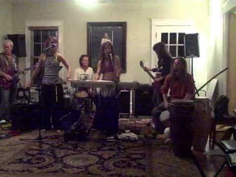 Aviva and the Flying Penguins perform Cannabis Car