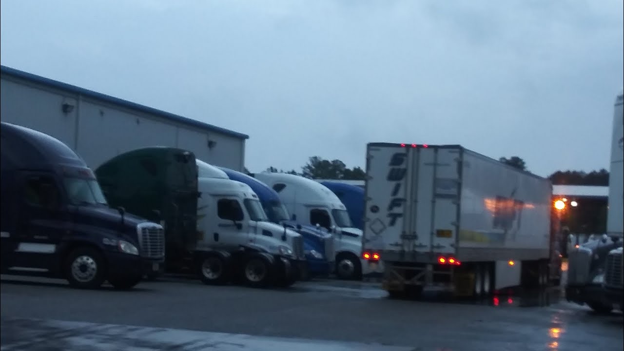 SWIFT TRANSPORTATION DECATUR GA - YouTube