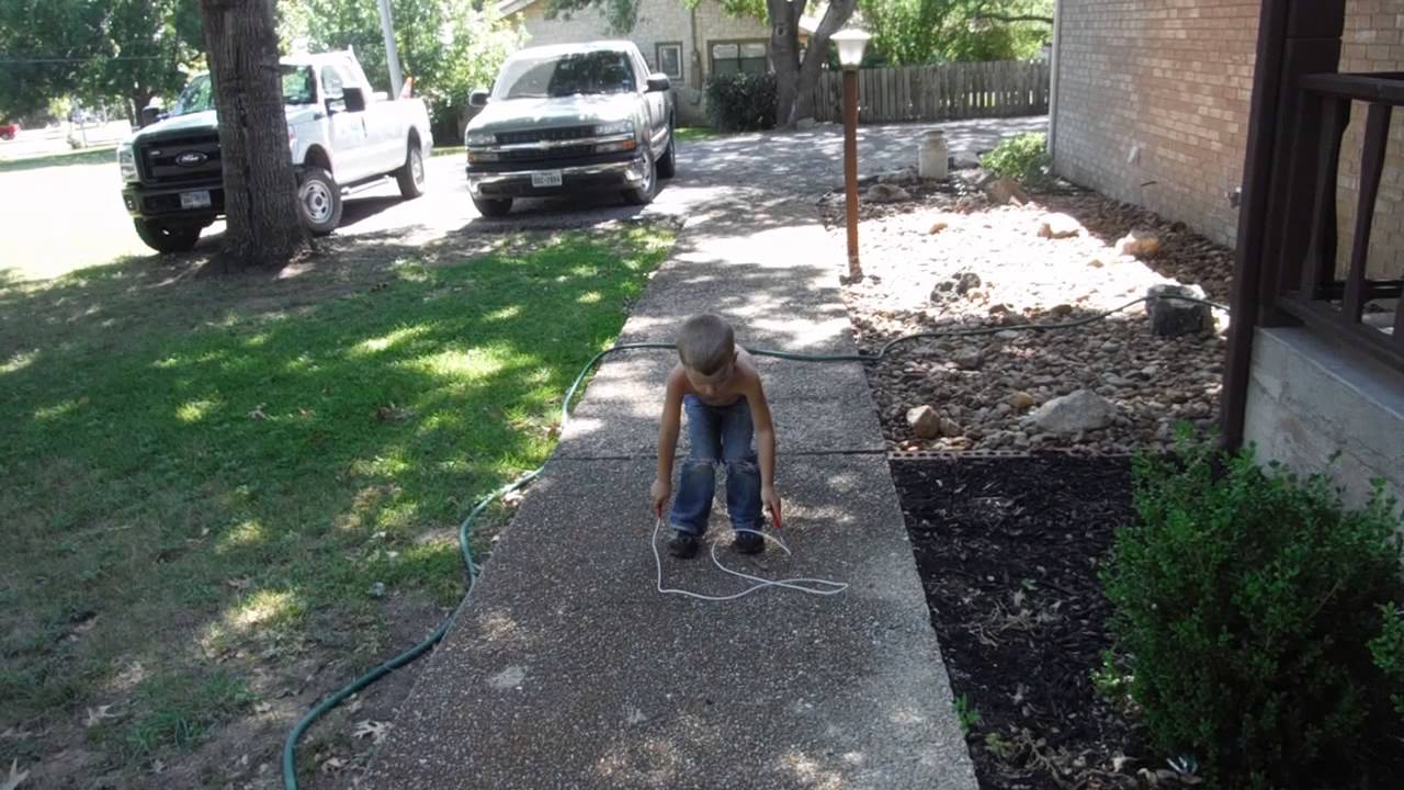 Clay jump roping - YouTube