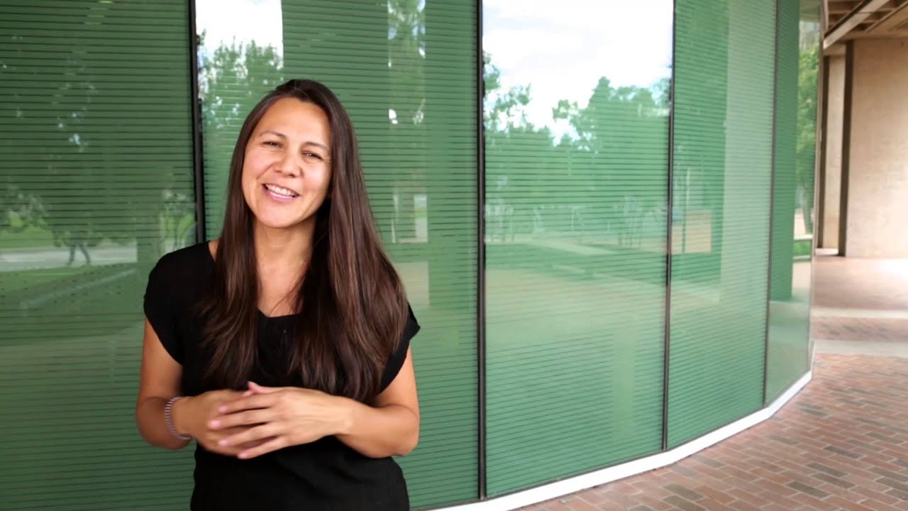 Meet Your Librarian: Jennifer Nichols (Fine Arts, Humanities) - YouTube