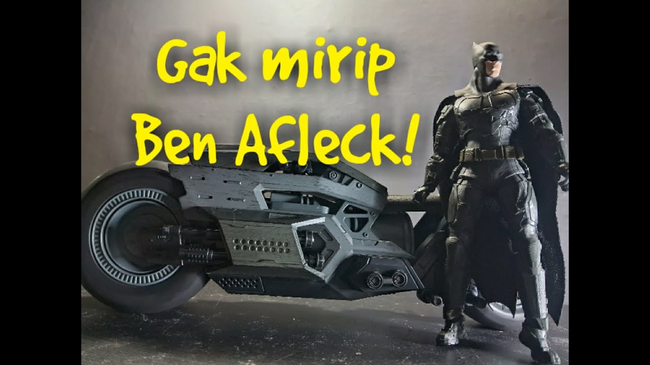 Mcfarlane batfleck the flash movie 2023 review - YouTube