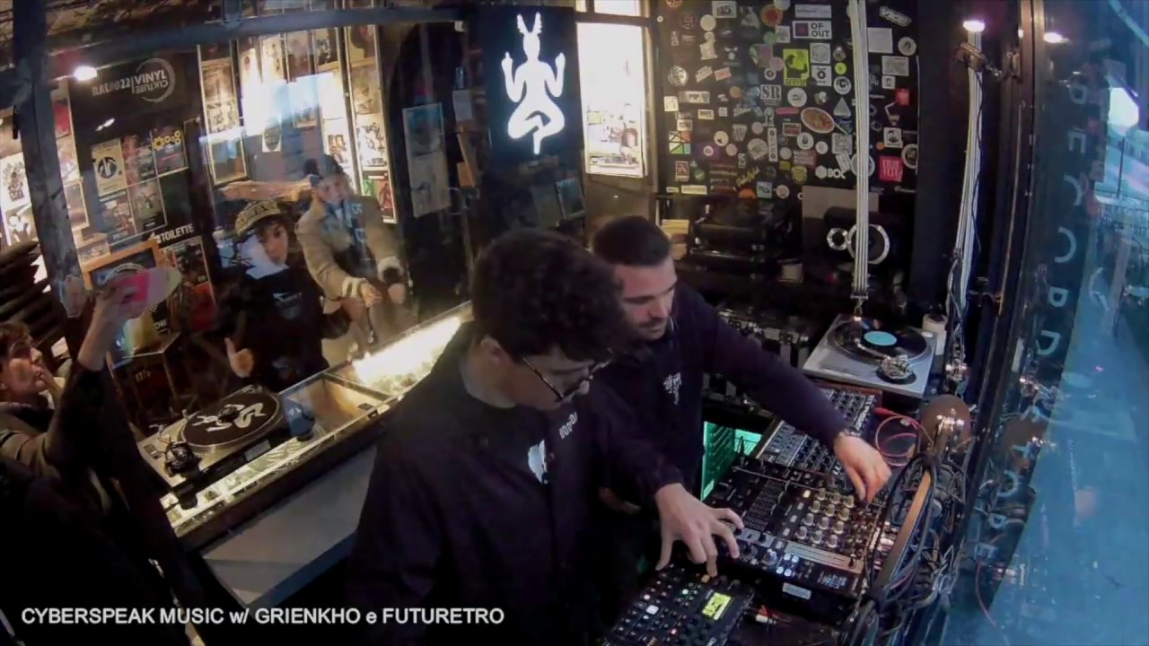 Grienkho and Futuretro Live @ Cyberspeak x RadioRaheem (Cut) - YouTube