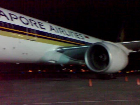 Repo of Singapore Airlines SQ918 - YouTube