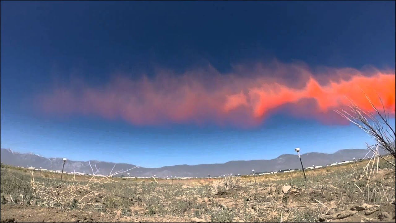 BAE-146 test retardant drop - YouTube