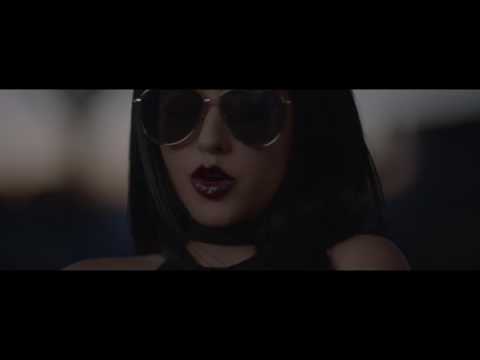 Becky G Sola \\oficial