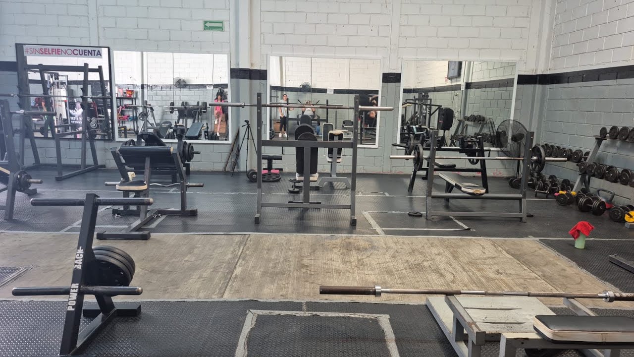 Un mini entrenamiento de espalda y bíceps no grabe por falla técnica # ...