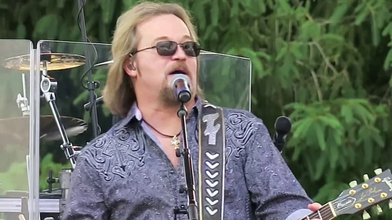 "Put Some Drive in Your Country"... Travis Tritt @ Rock, Ribs & Ridges ...