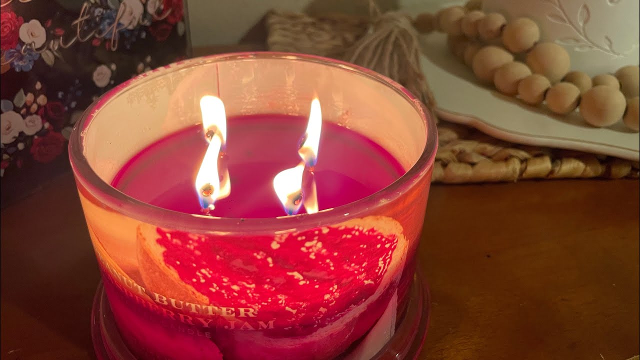 Homeworx Peanut Butter & Raspberry Jam Candle Review - YouTube