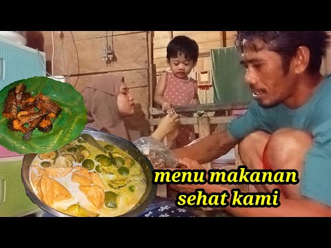  KELUARGA HERI MARKILES MAKAN MENU SEHAT 