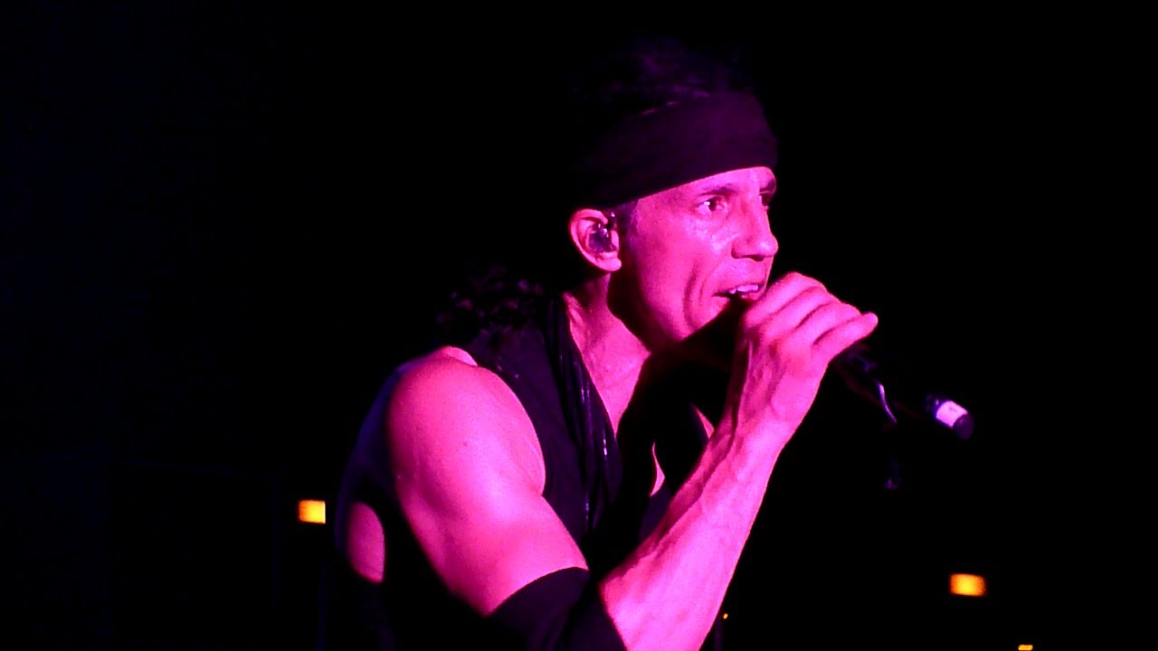 Extreme - Suzi (Wants Her All Day What?) Live - Manchester Academy, UK ...