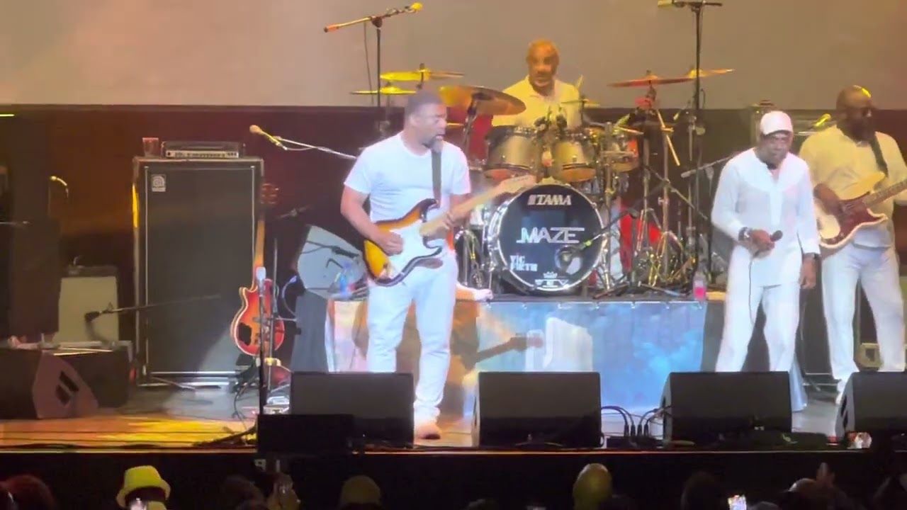 Jubu Smith with Maze featuring Frankie Beverly in Chicago/Hammond - YouTube