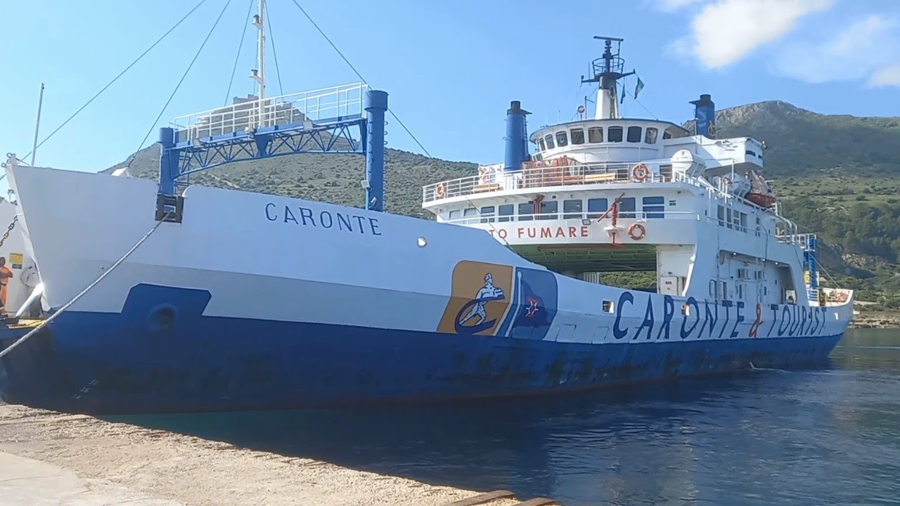 Tour della nave Caronte - YouTube
