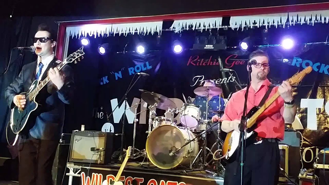 Danny Reno wildest cats in town Xmas 2015 - YouTube