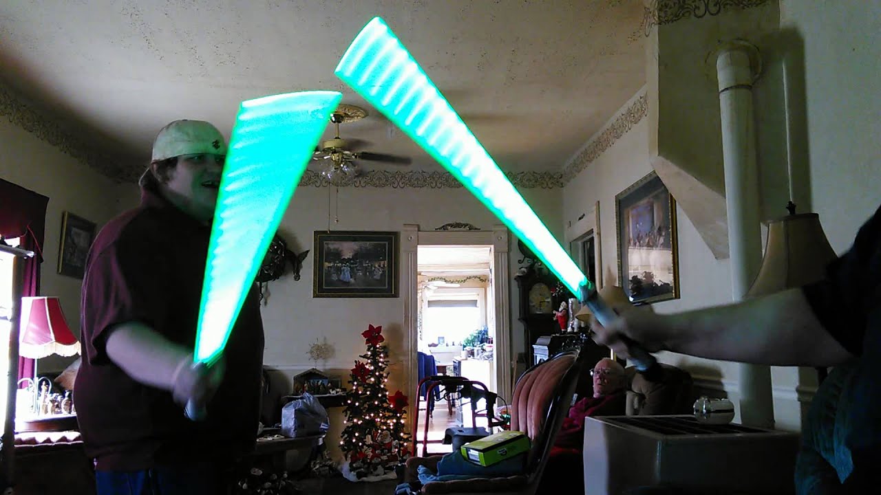 The Great lightsaber battle - YouTube