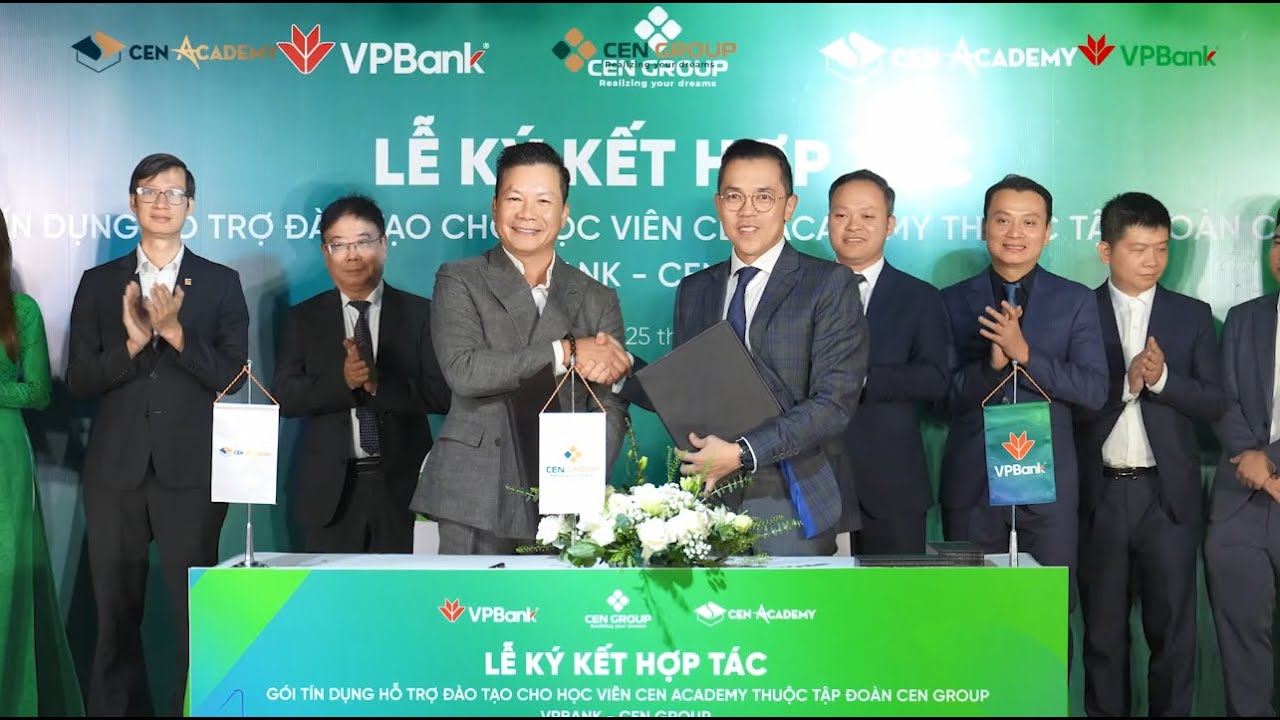 Highlight ký kết hợp tác giữa VPBank và Cen Academy về chương trình "Đi ...